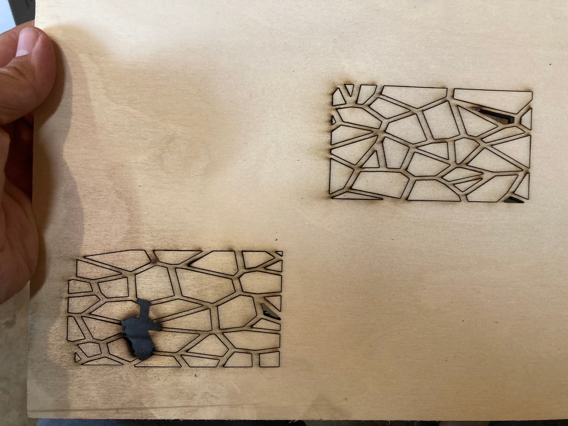 Material smoldering on complex busy pattern - LightBurn Software ...